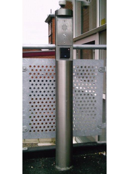 Reader and Intercom Posts | WEC CCTV